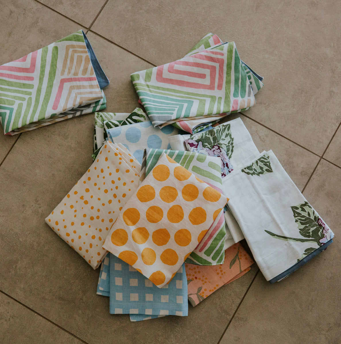 Simplicity Collection – Bright Threads